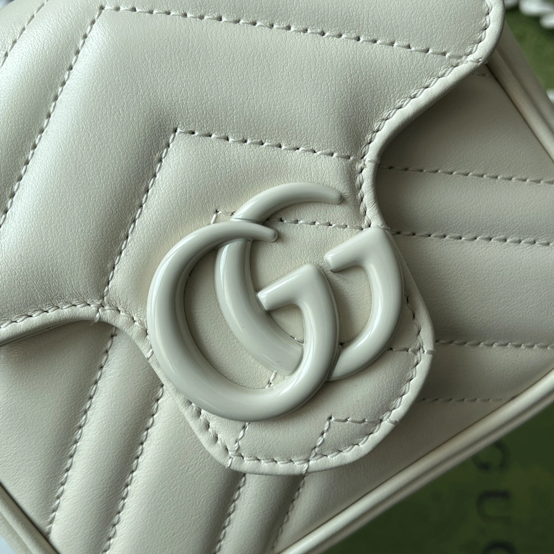 Discounted Gucci Waist Chest Packs