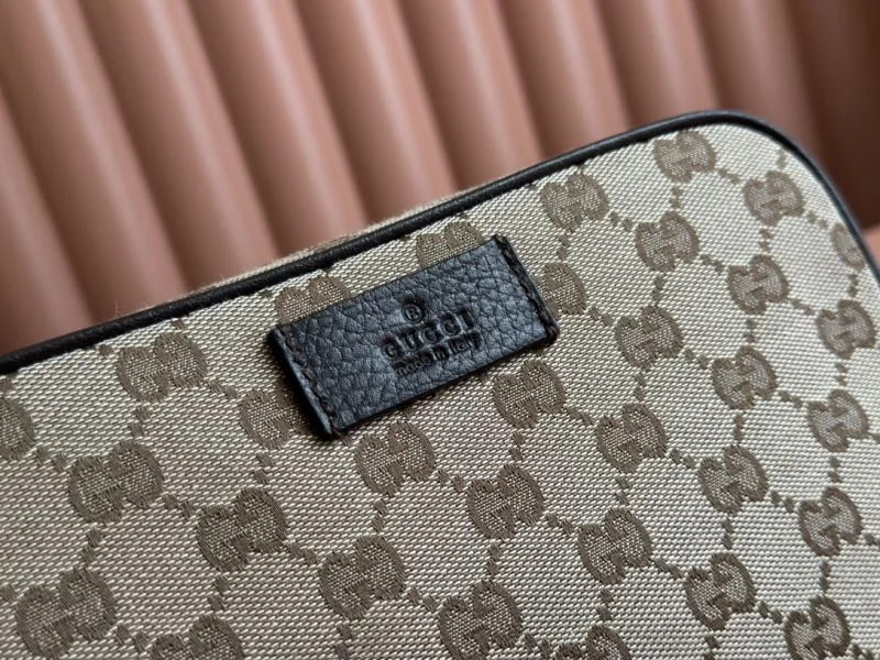 Cut-rate Gucci Waist Chest Packs