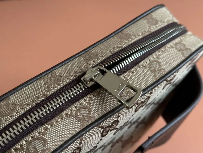 Cut-rate Gucci Waist Chest Packs