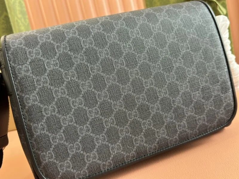 Inexpensive Gucci Waist Chest Packs