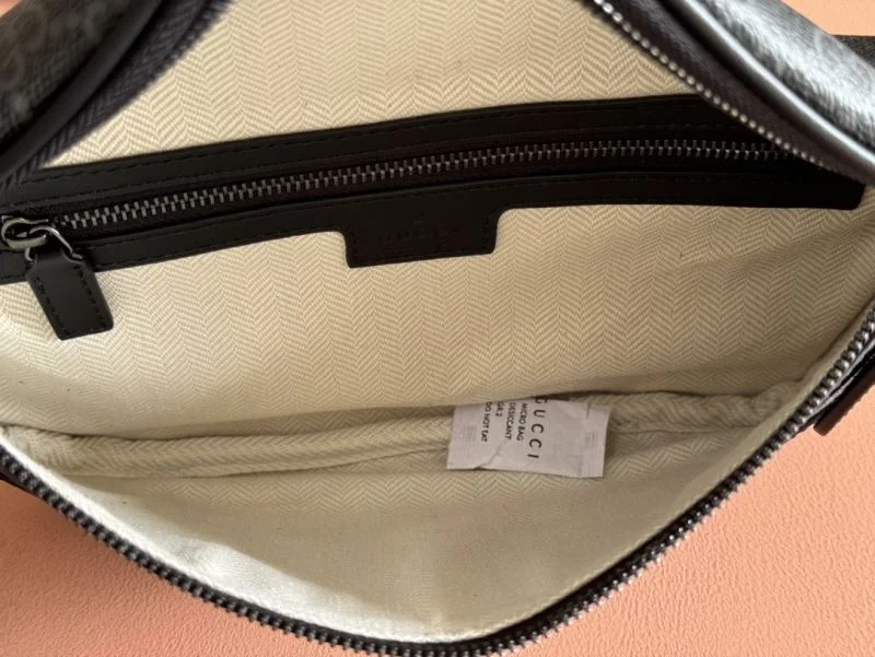 Accurate model Gucci Waist Chest Packs