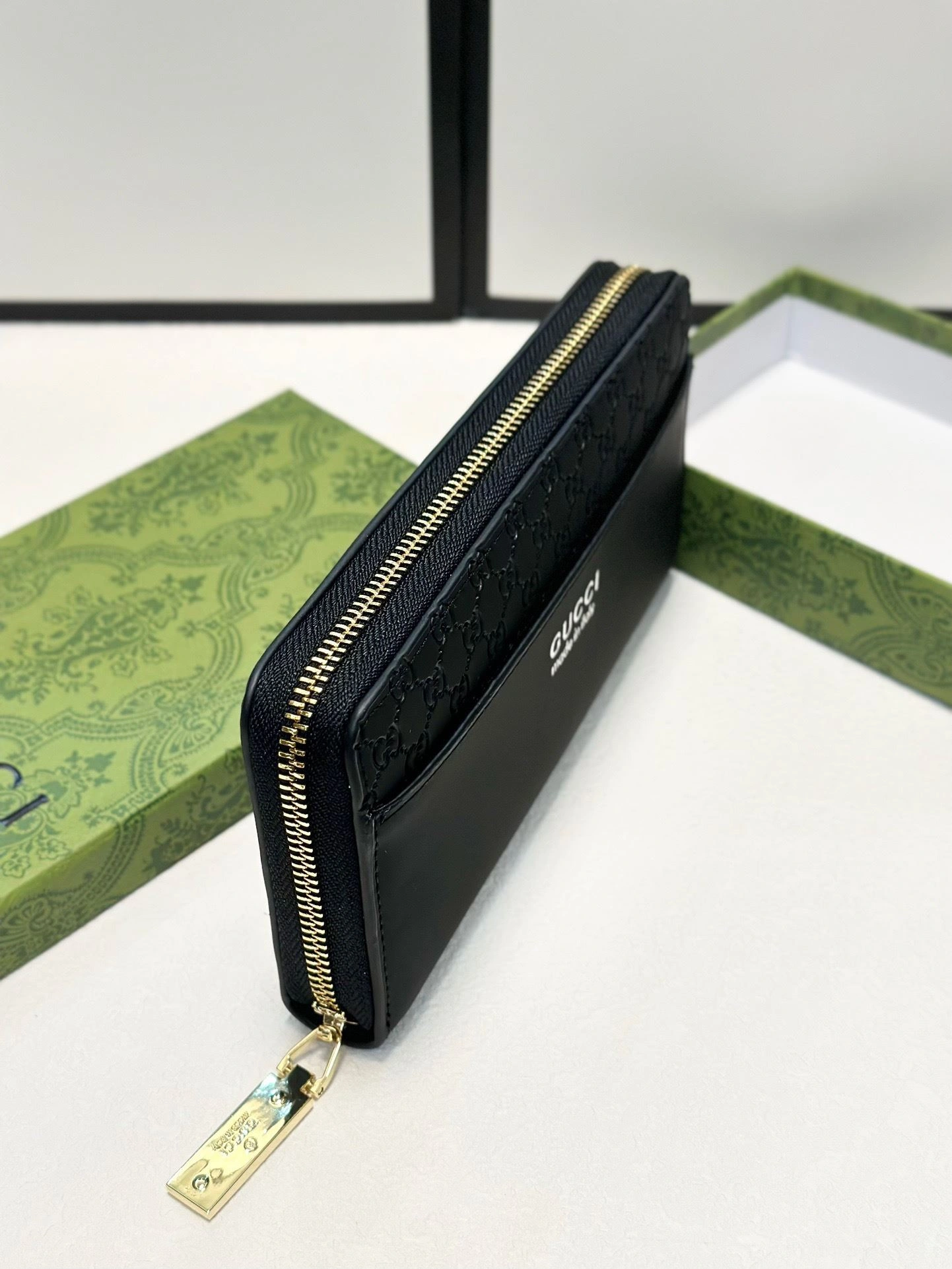 Reasonably priced Gucci Wallets Purse