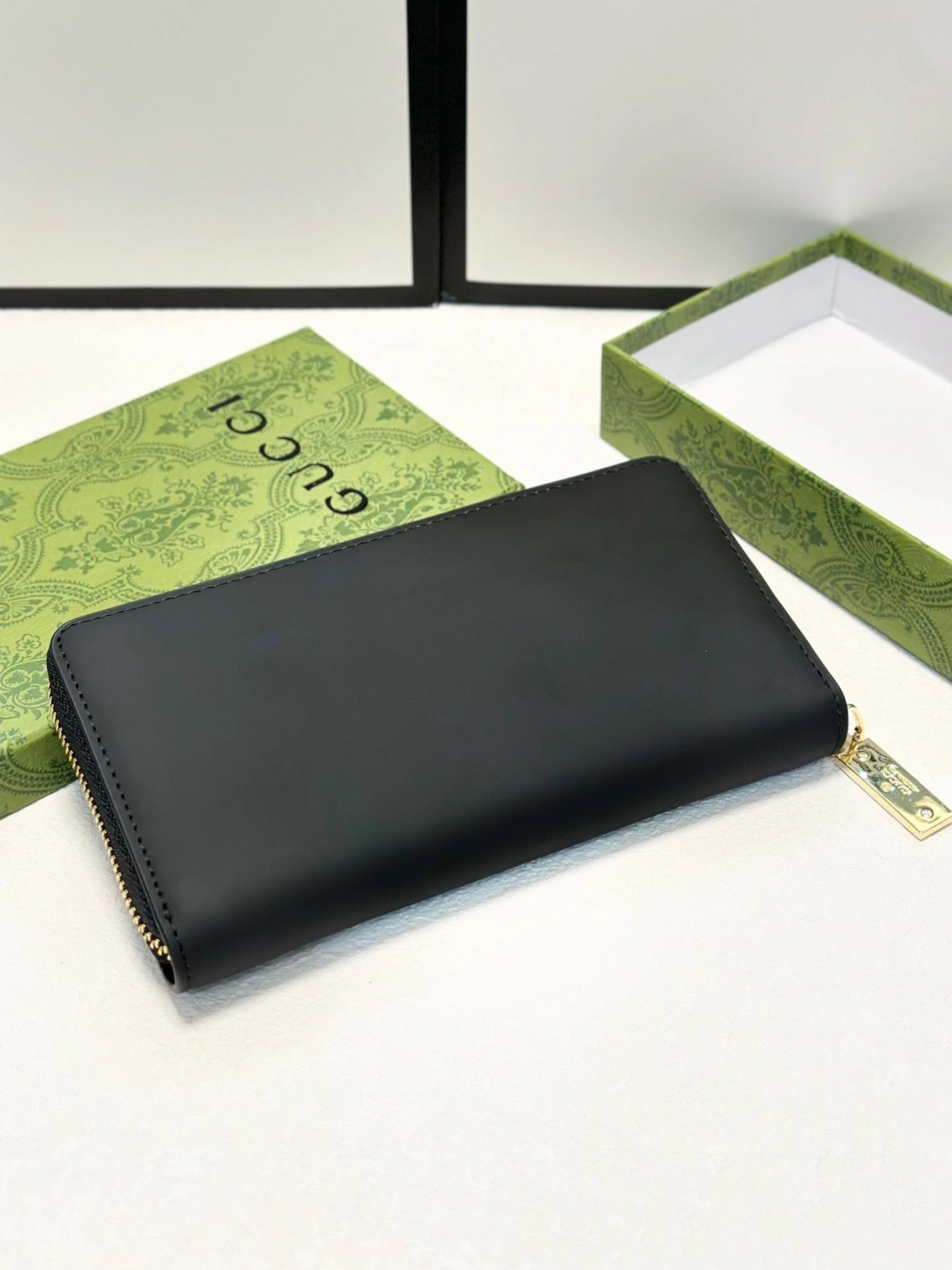 Reasonably priced Gucci Wallets Purse