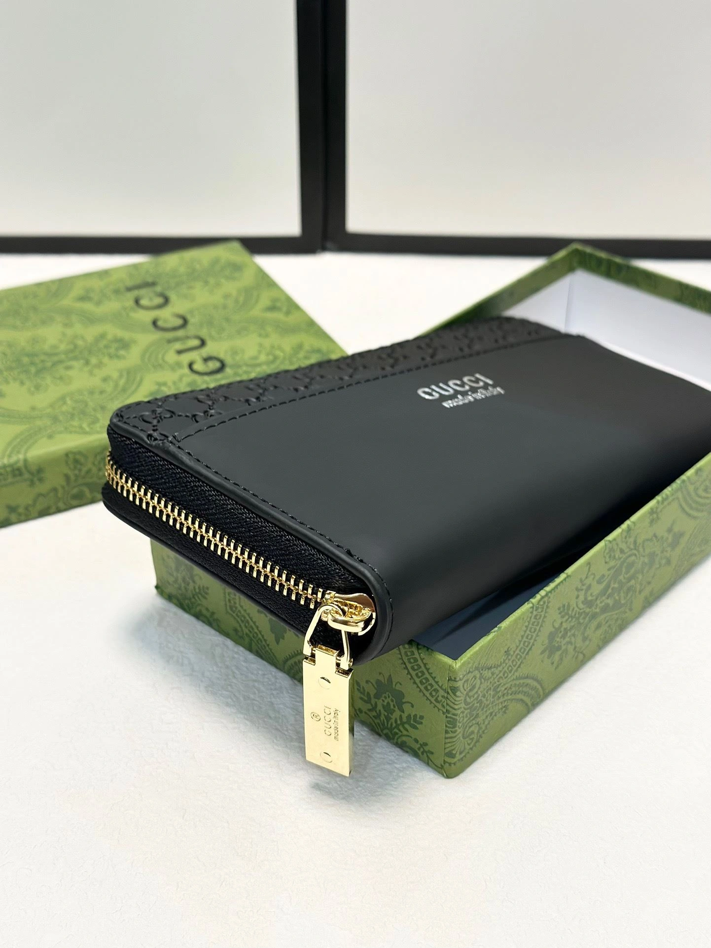 Reasonably priced Gucci Wallets Purse