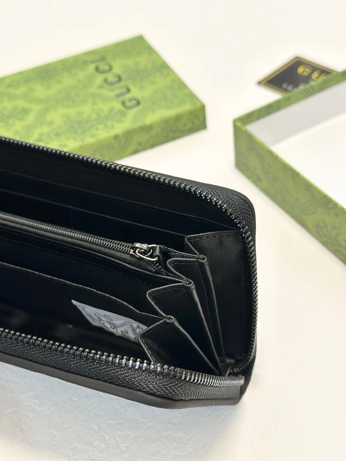Discounted Gucci Wallets Purse