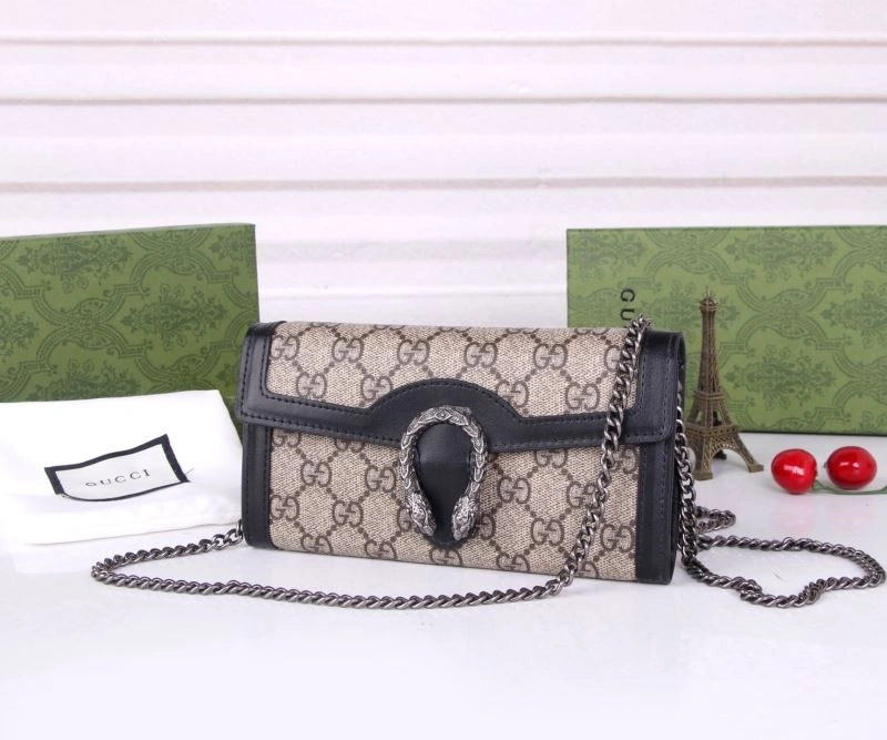 Indistinguishable Gucci Wallets Purse