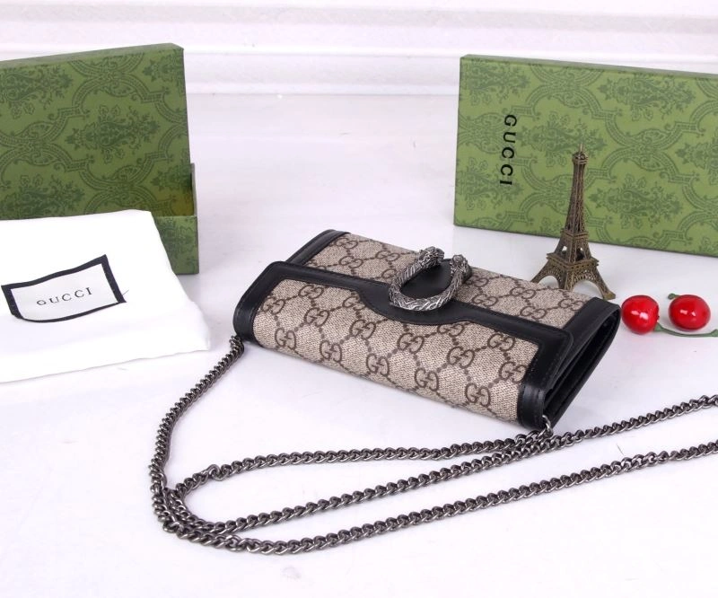 Indistinguishable Gucci Wallets Purse