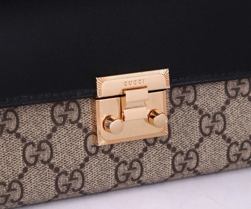 Indistinguishable Gucci Wallets Purse