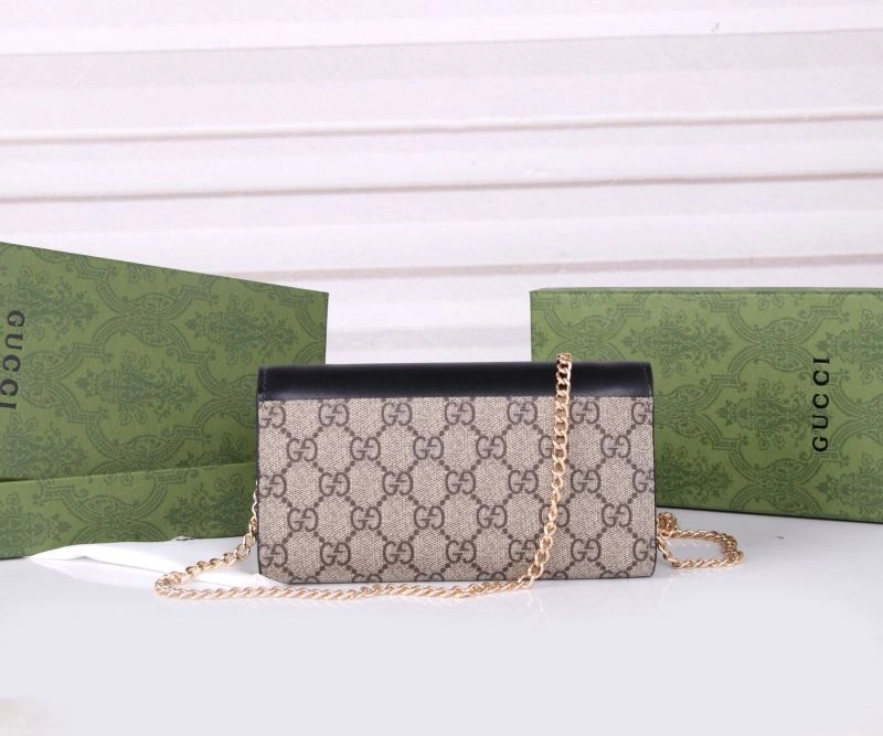 Indistinguishable Gucci Wallets Purse
