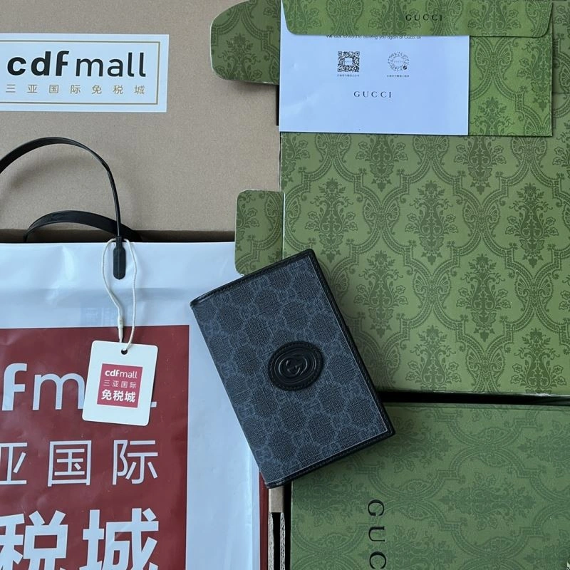 Gucci Wallets Purse