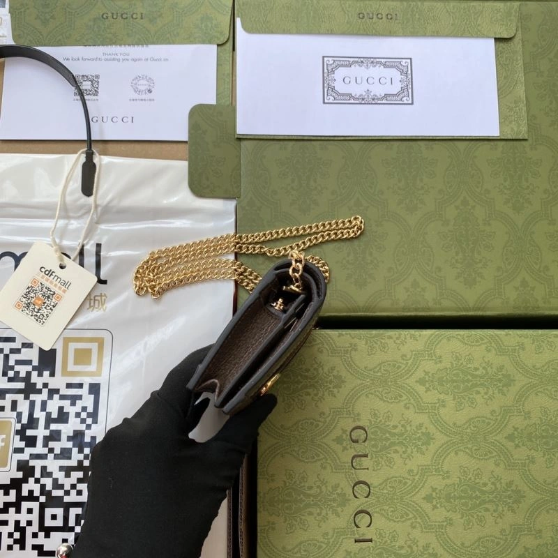 Authentic Gucci Wallets Purse