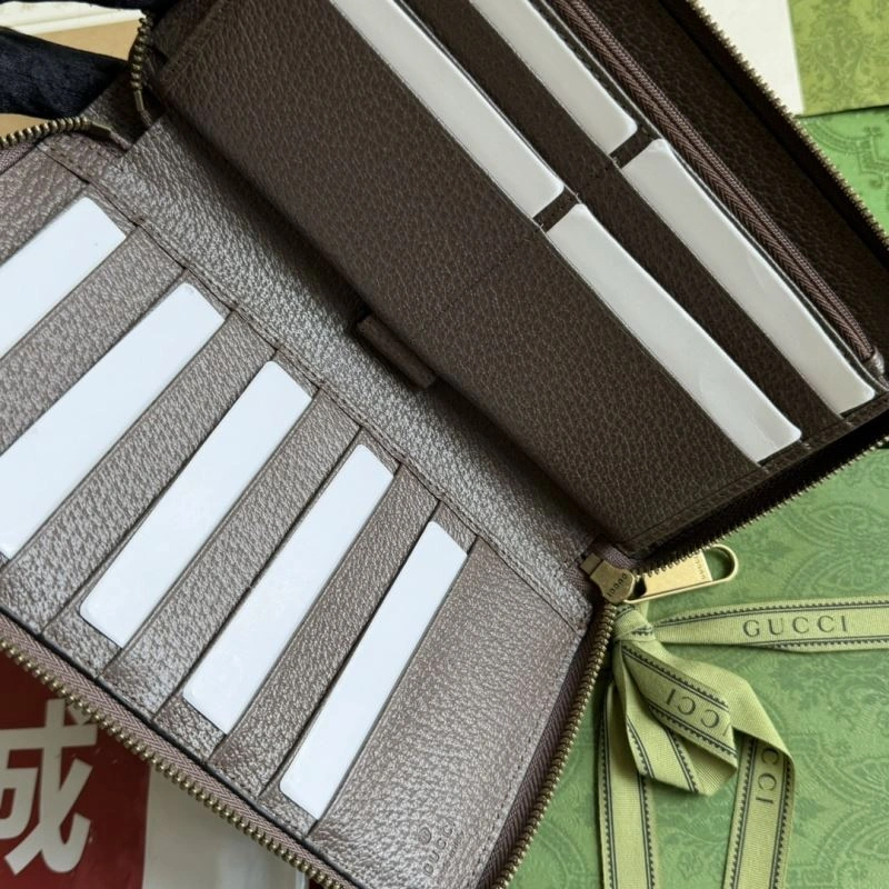 Reasonably priced Gucci Wallets Purse