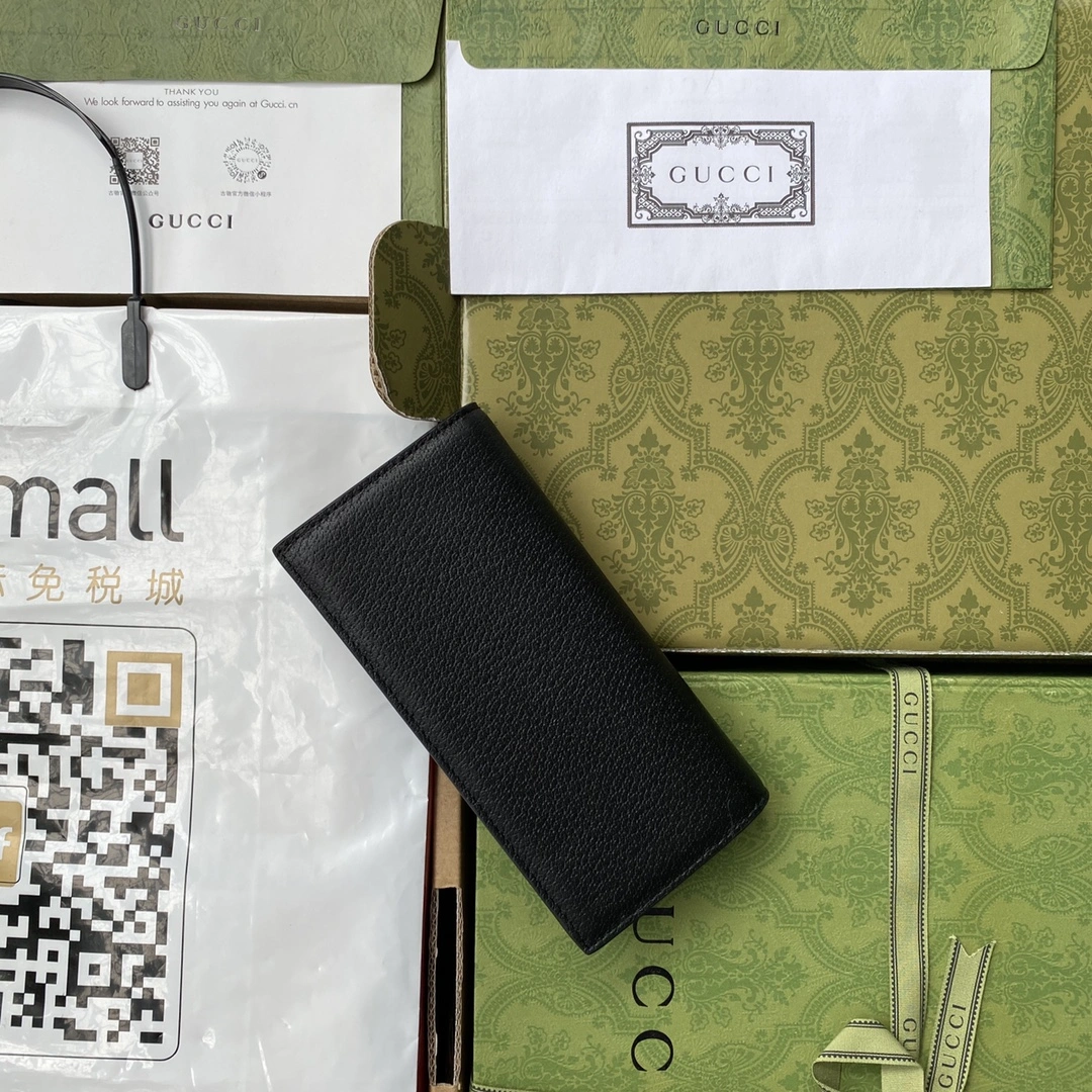 Indistinguishable Gucci Wallets Purse