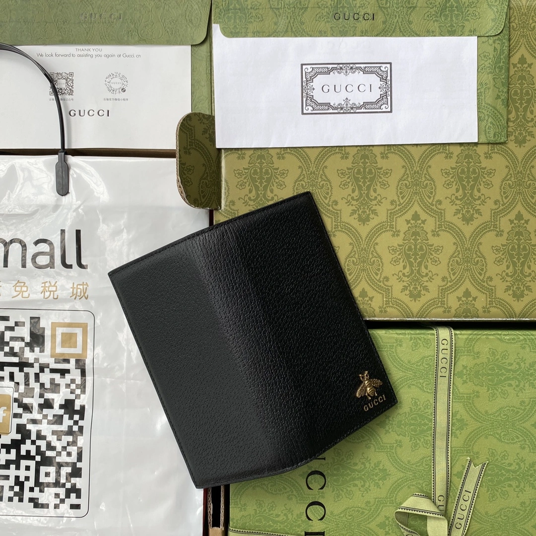 Indistinguishable Gucci Wallets Purse