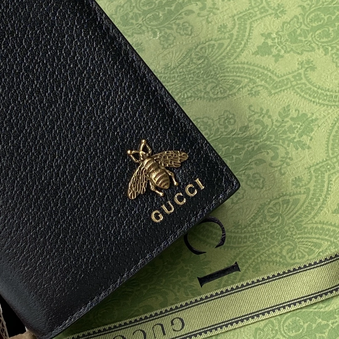 Indistinguishable Gucci Wallets Purse