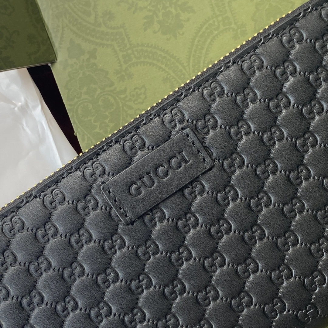 Indistinguishable Gucci Wallets Purse