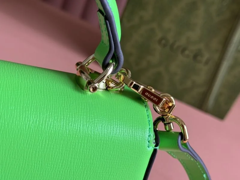 Indistinguishable Gucci Wallets Purse