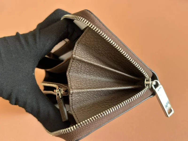 Brand-authenticated Gucci Wallets Purse