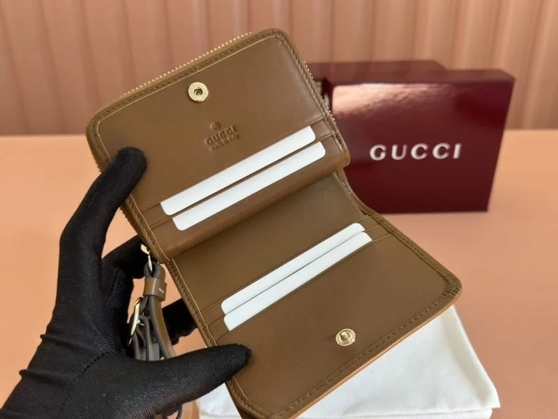 Authentic Gucci Wallets Purse