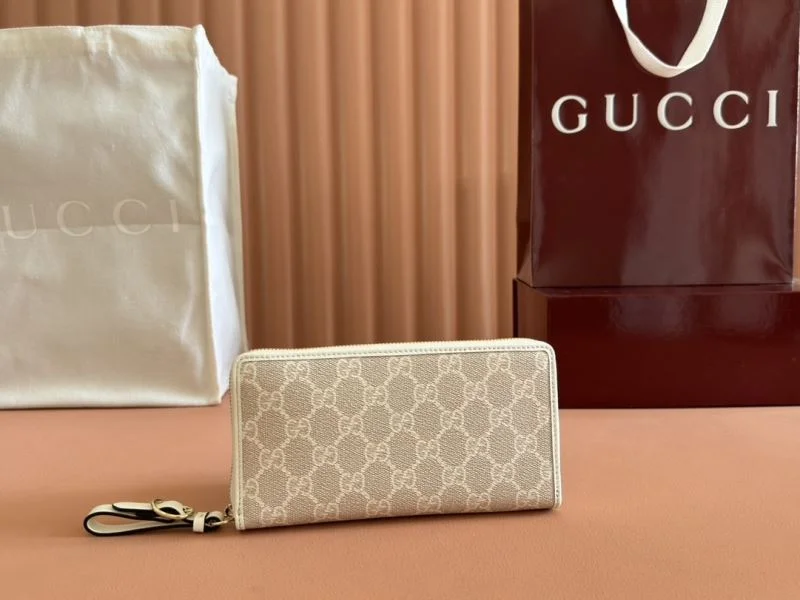 Gucci Wallets Purse