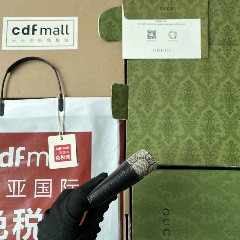 Reasonably priced Gucci Wallets Purse