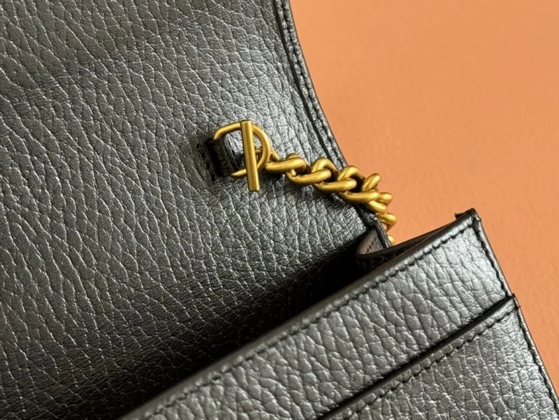 Value-priced Gucci Wallets Purse