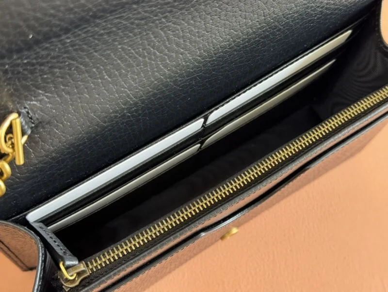 Value-priced Gucci Wallets Purse