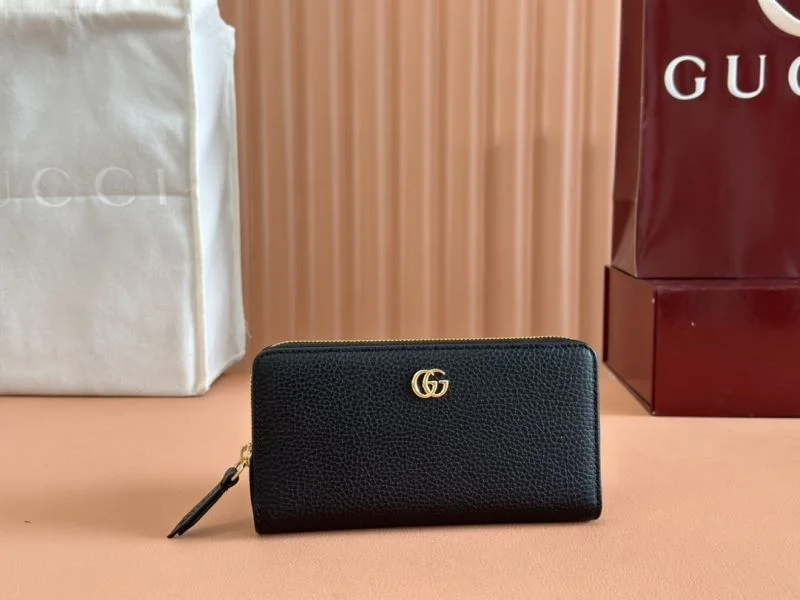 Gucci Wallets Purse