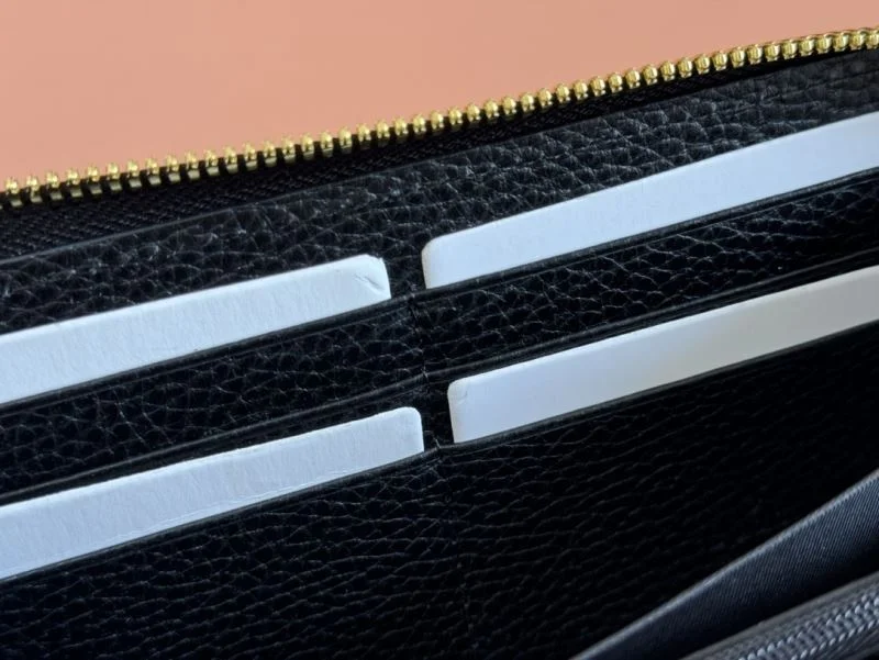 Value-priced Gucci Wallets Purse