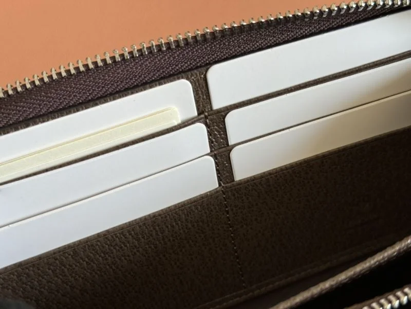 Mirror quality Gucci Wallets Purse
