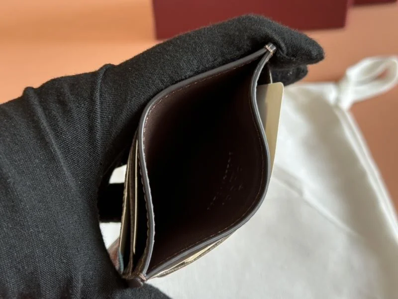 Discounted Gucci Wallets Purse