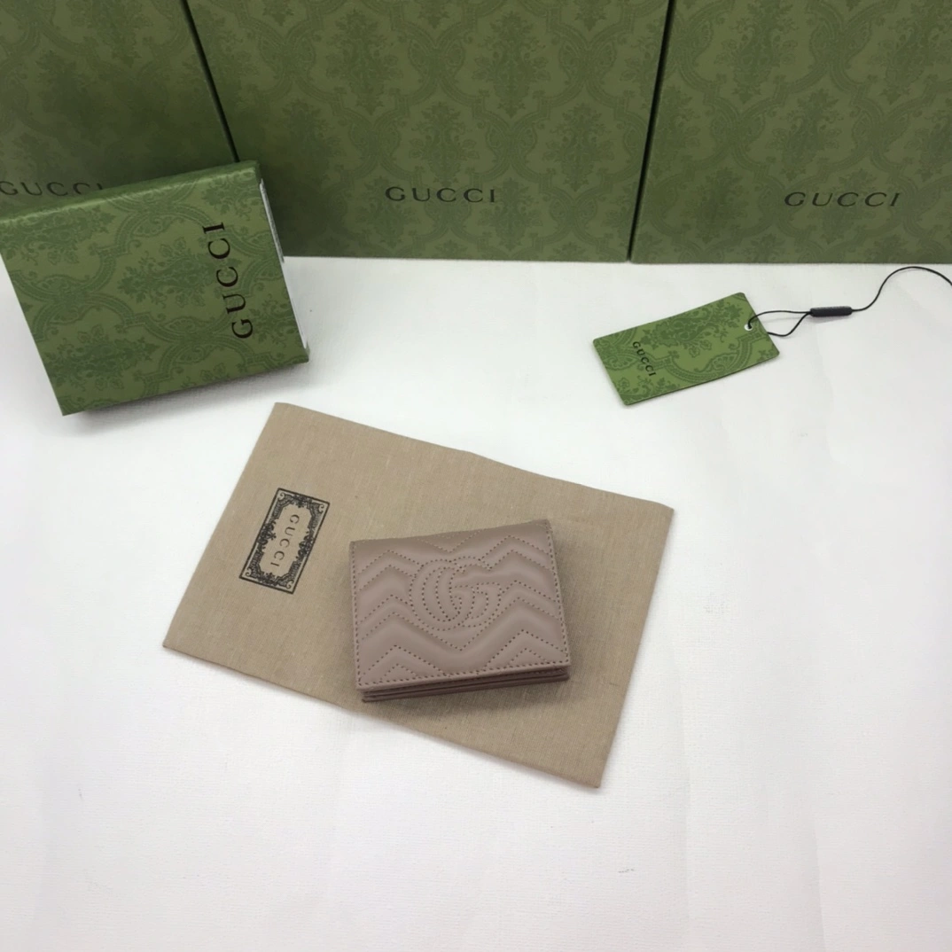 Authentic Gucci Wallets Purse