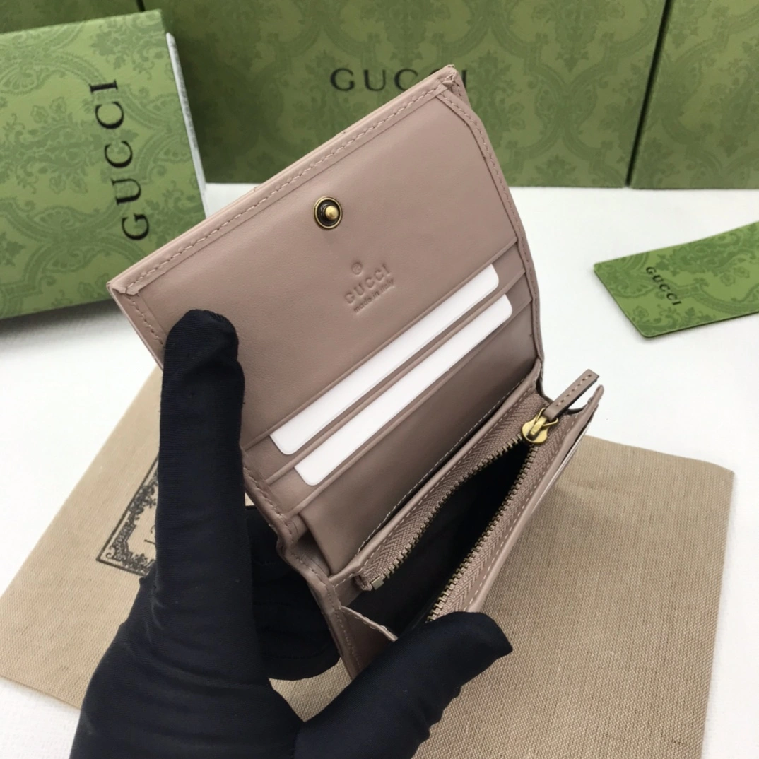 Authentic Gucci Wallets Purse
