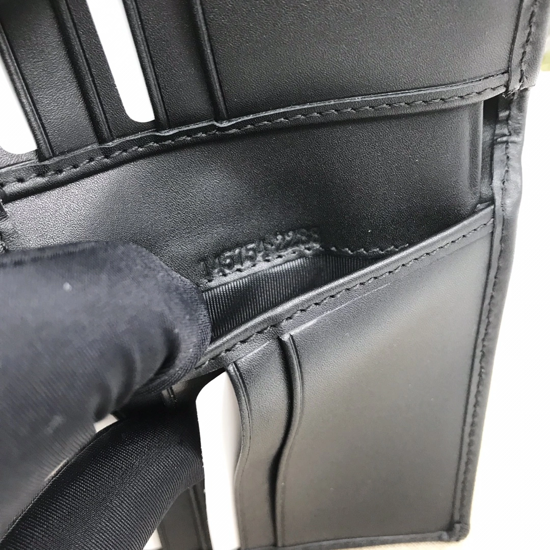 Discounted Gucci Wallets Purse