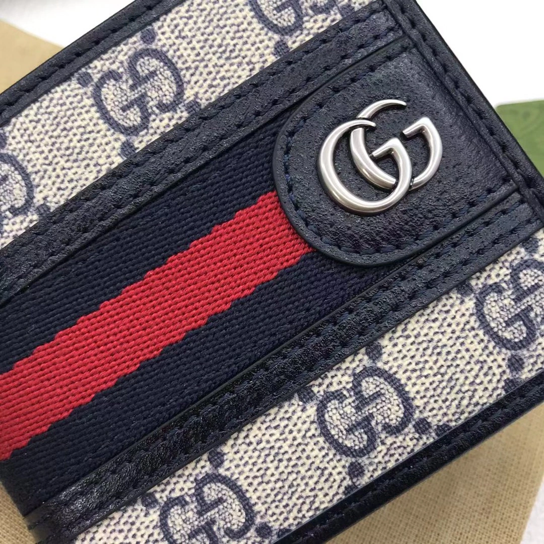 Indistinguishable Gucci Wallets Purse