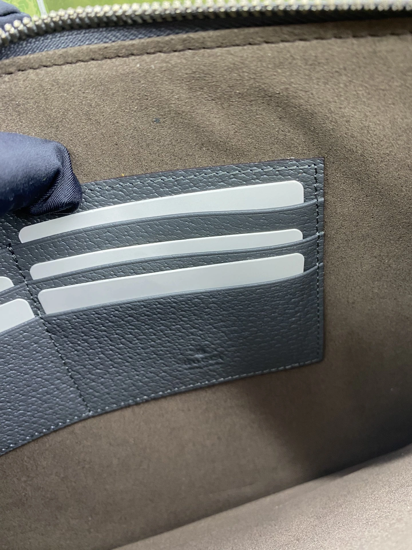 Reasonably priced Gucci Wallets Purse