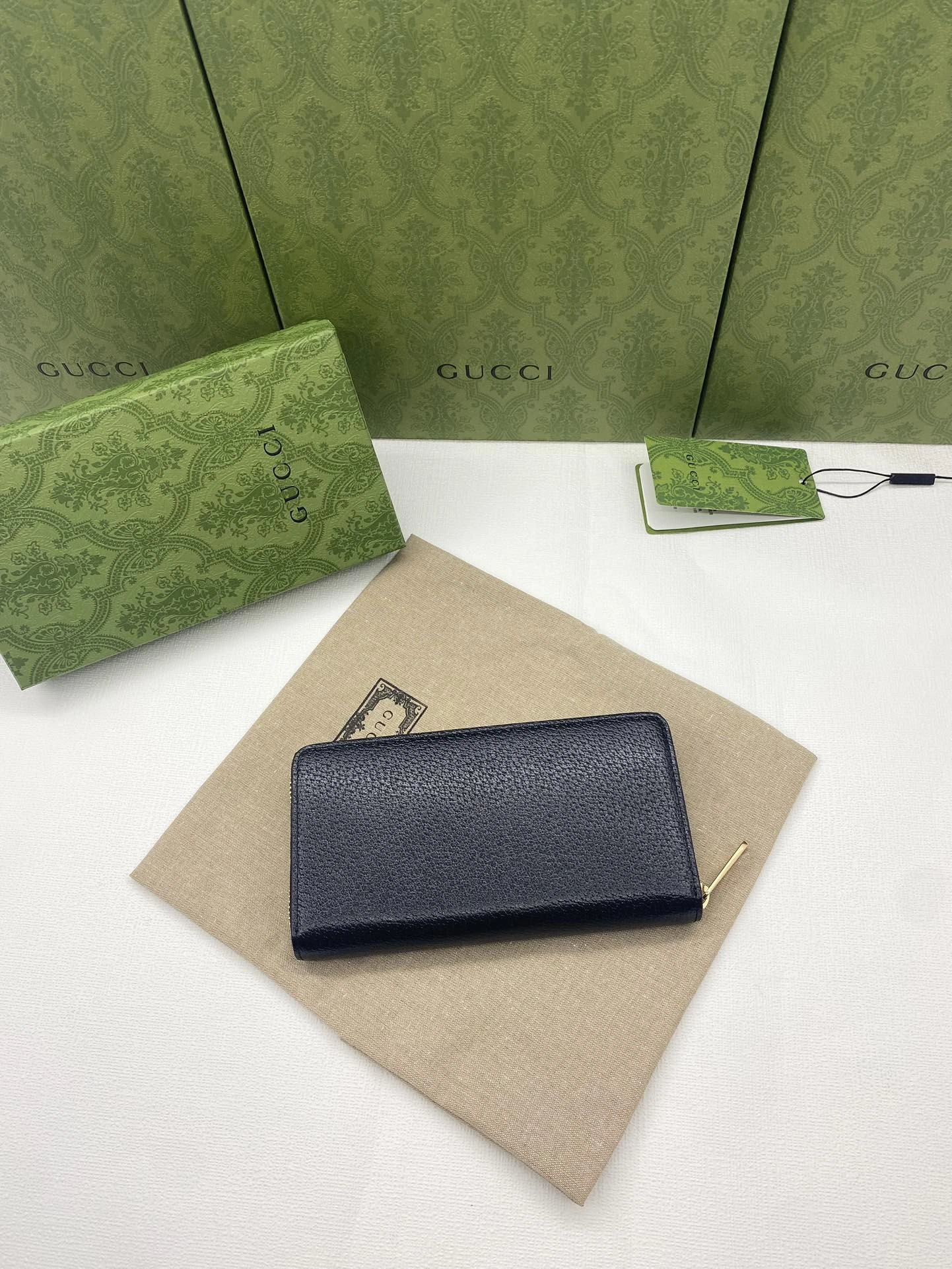 Value-priced Gucci Wallets Purse