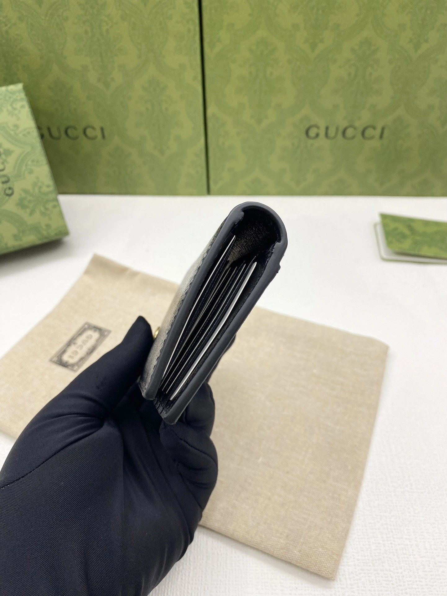 Budget-friendly Gucci Wallets Purse