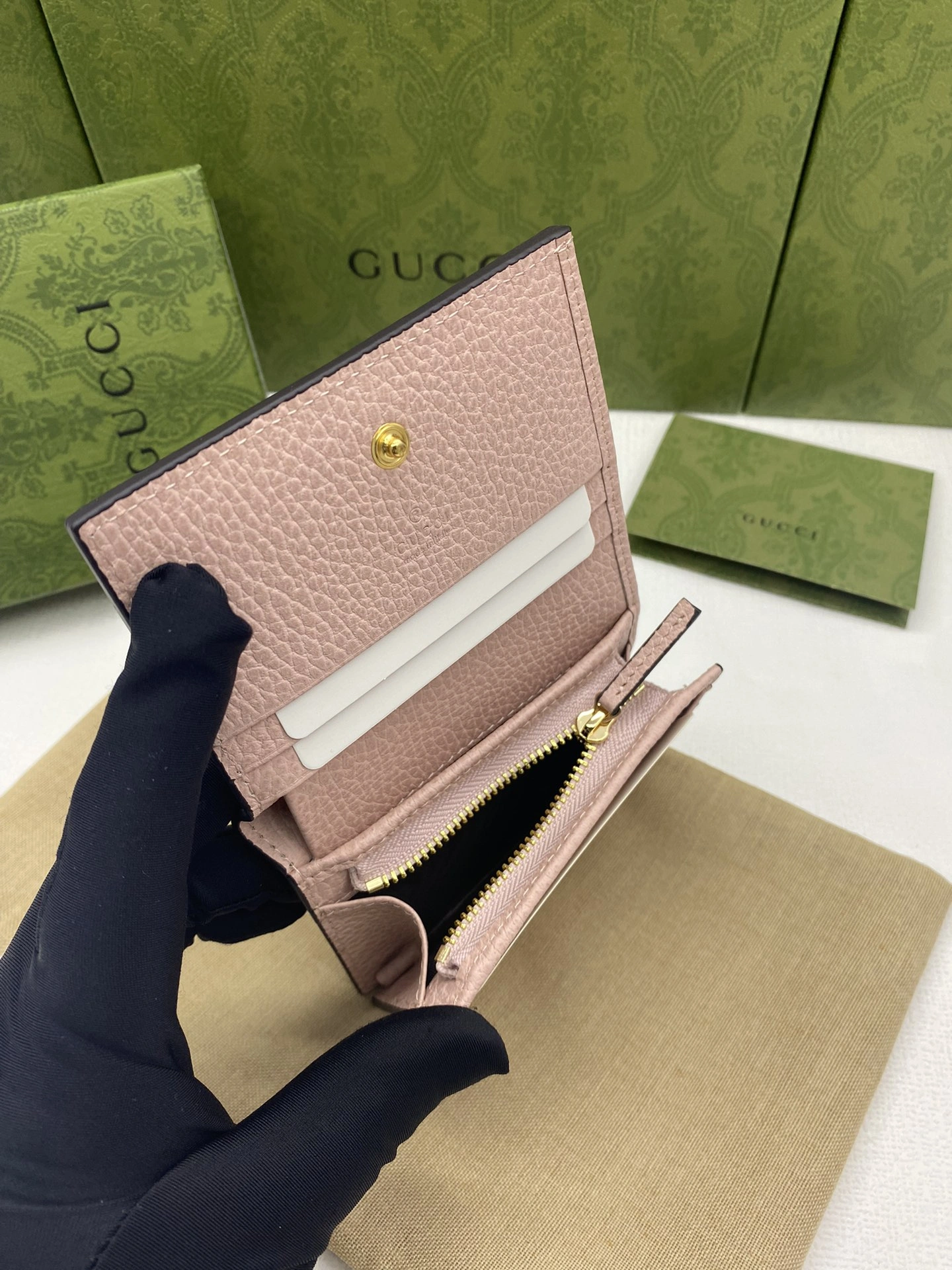 Budget-friendly Gucci Wallets Purse