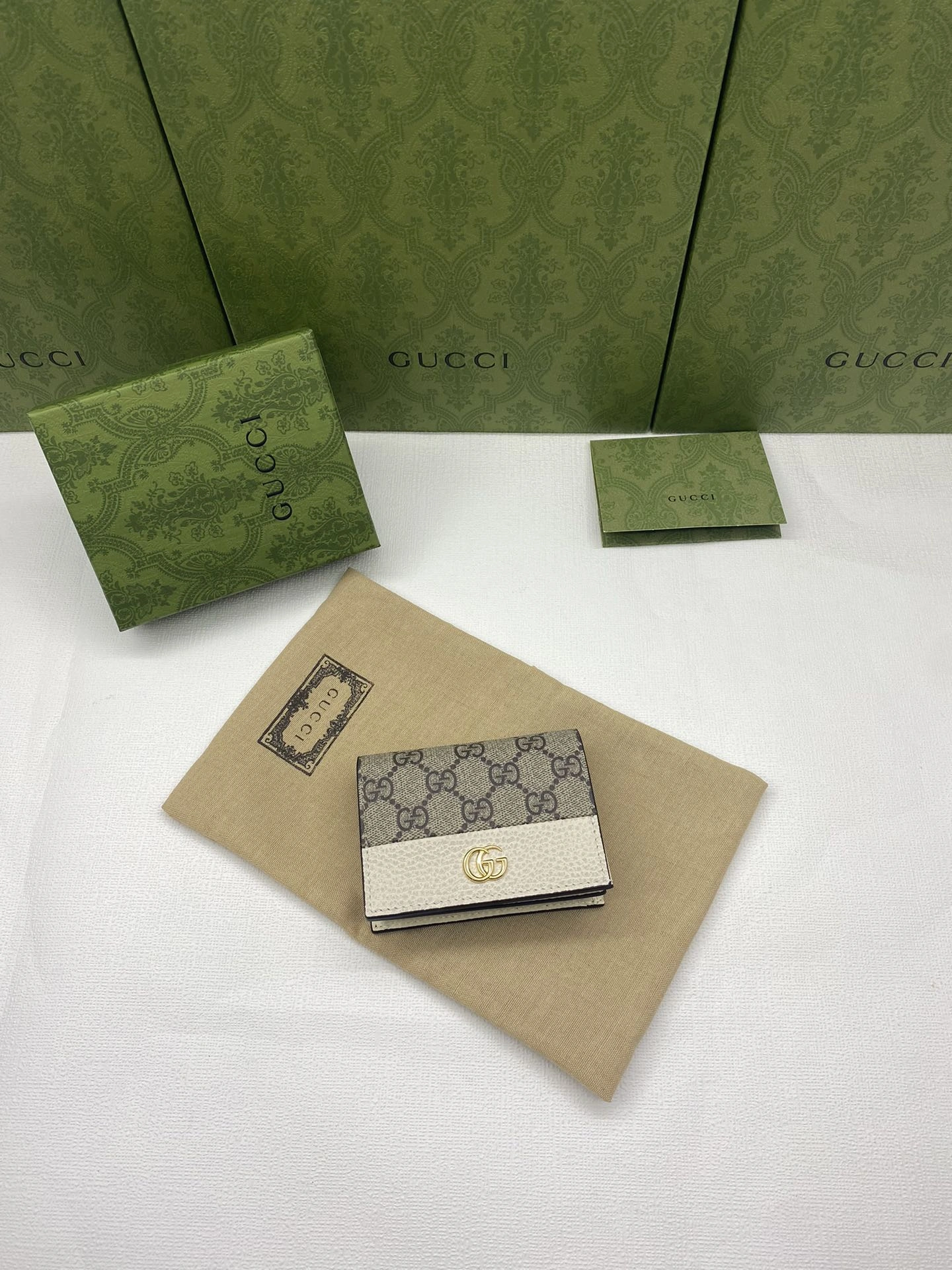 Gucci Wallets Purse