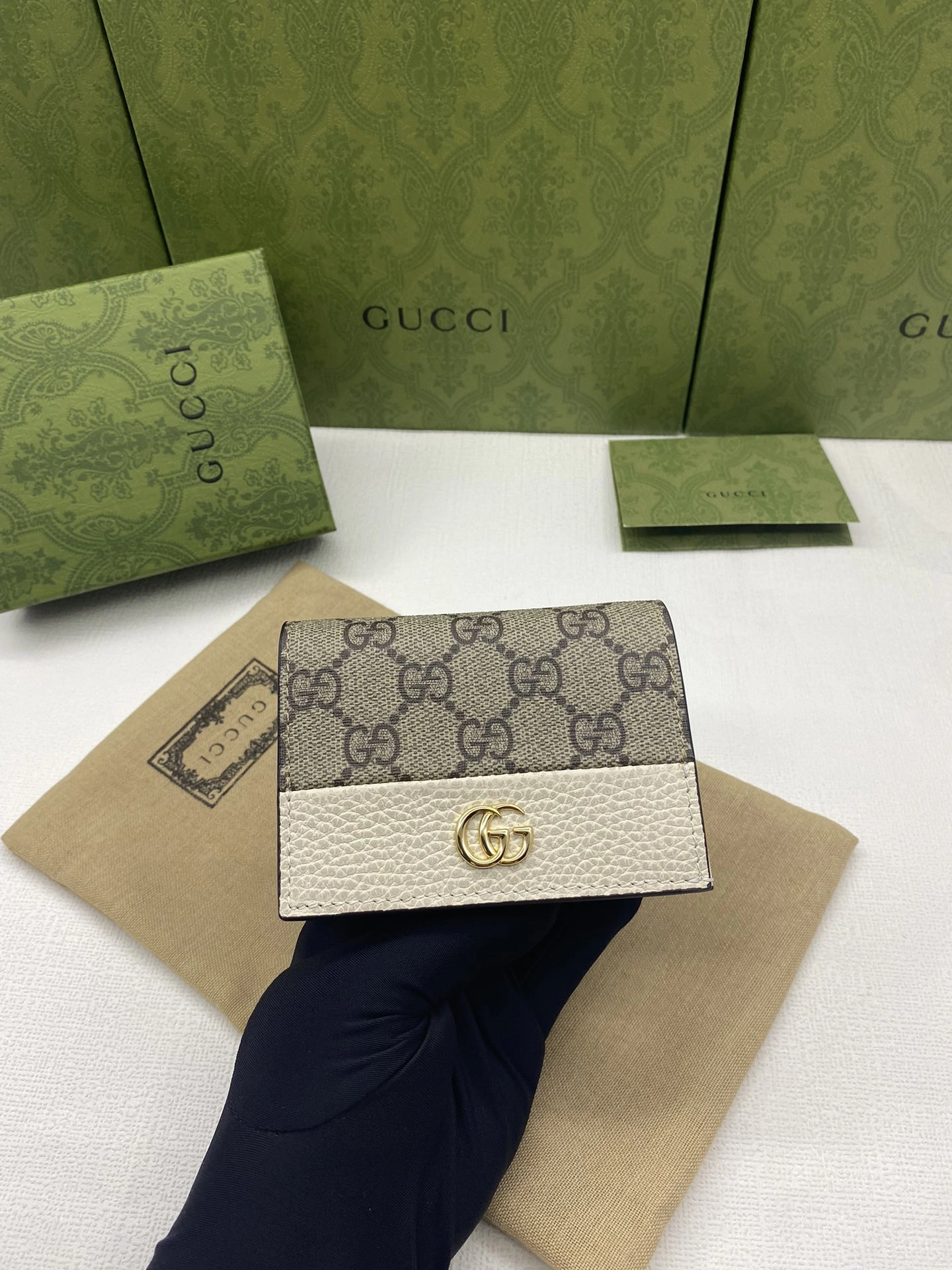 Discounted Gucci Wallets Purse
