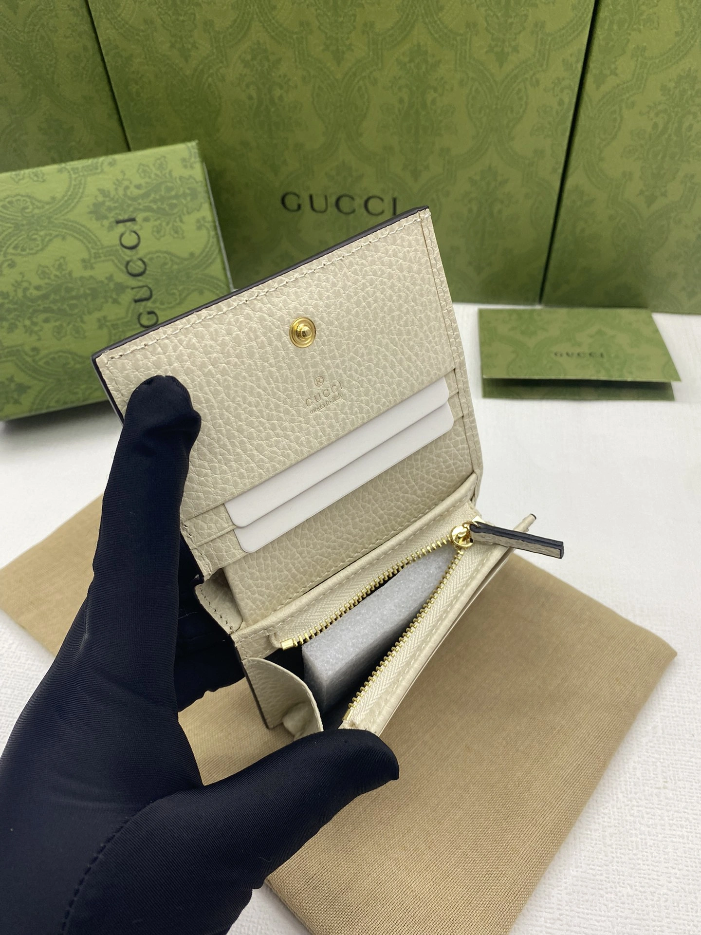 Discounted Gucci Wallets Purse