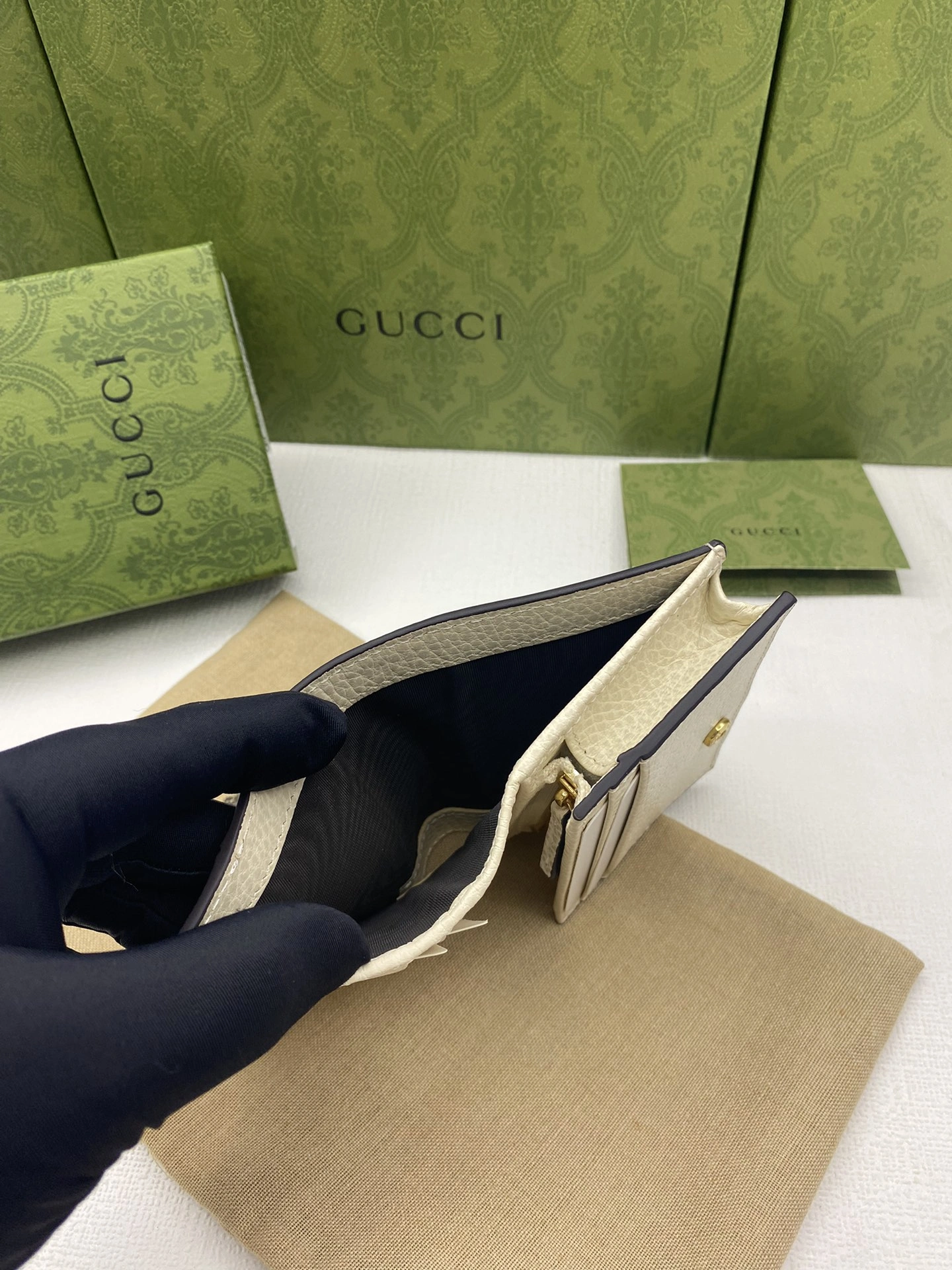 Discounted Gucci Wallets Purse