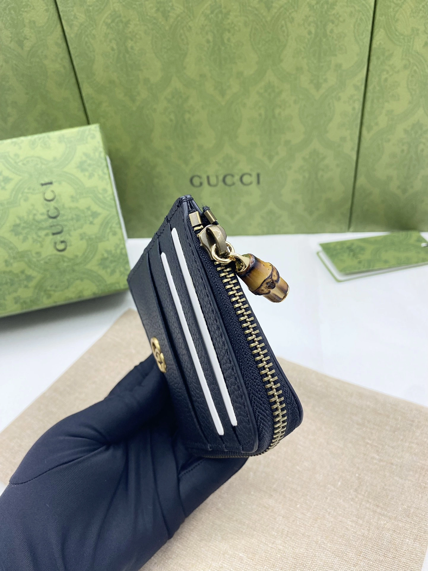 Authentic Gucci Wallets Purse
