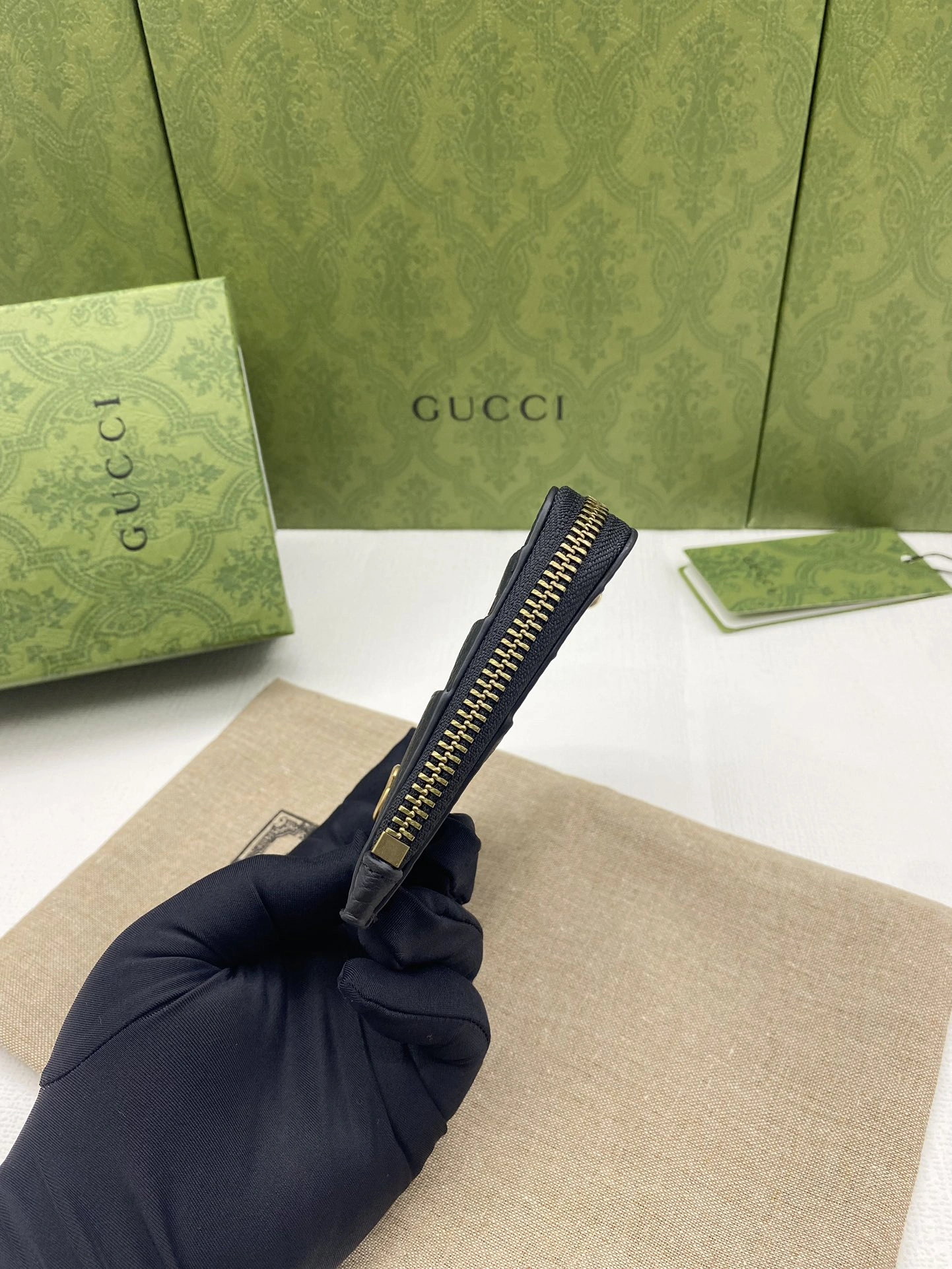 Authentic Gucci Wallets Purse