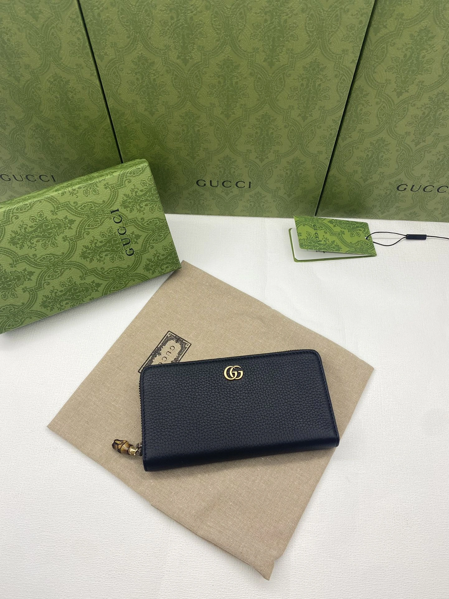 Gucci Wallets Purse