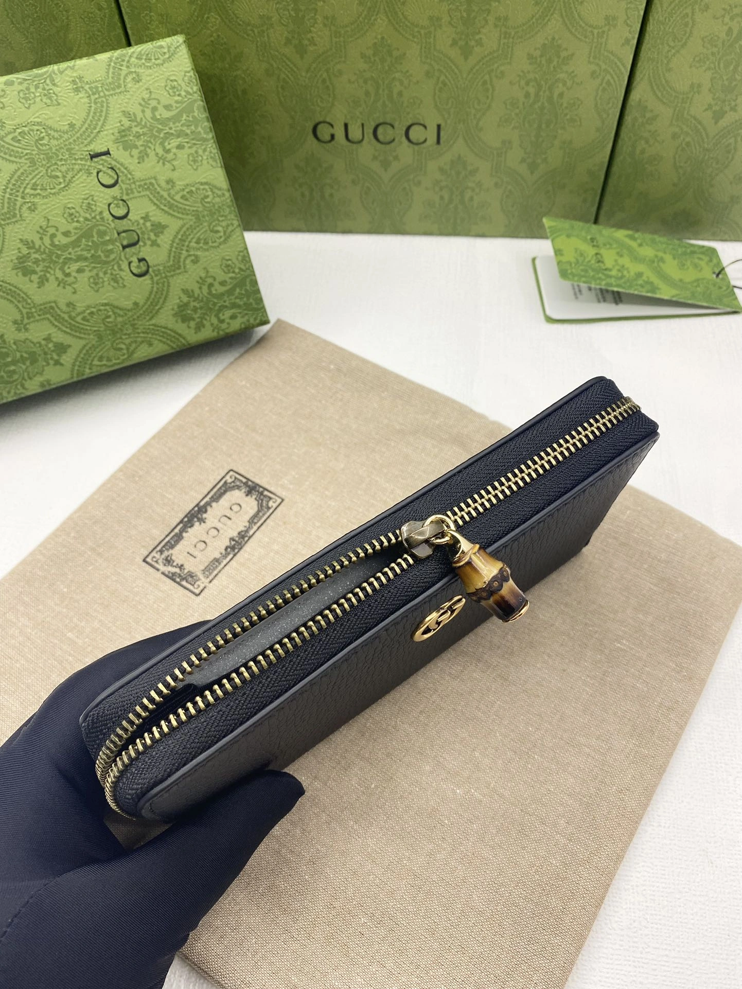 Discounted Gucci Wallets Purse