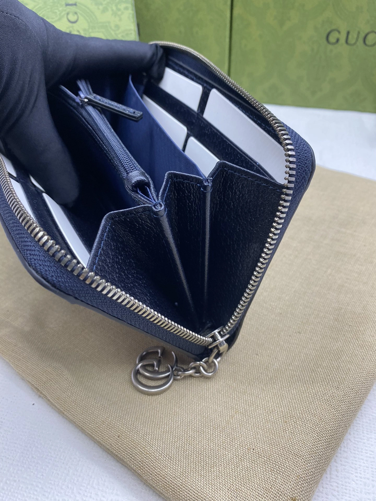 Reasonably priced Gucci Wallets Purse