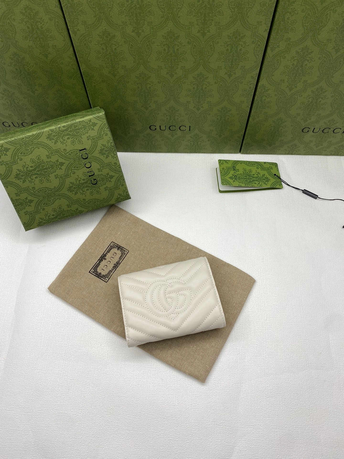 Low-cost Gucci Wallets Purse