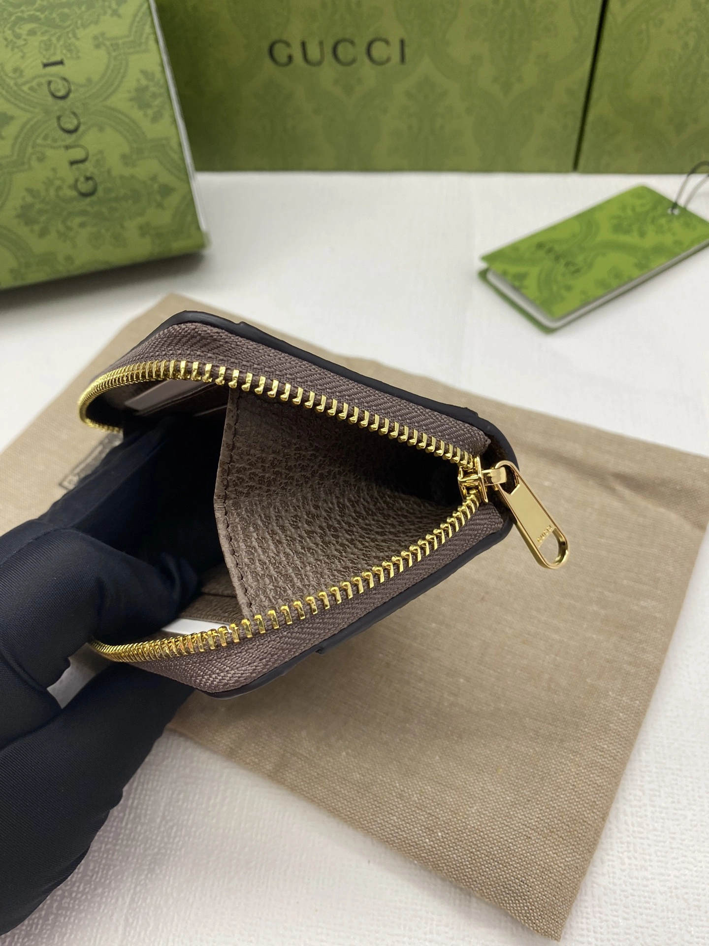 Exact replica Gucci Wallets Purse